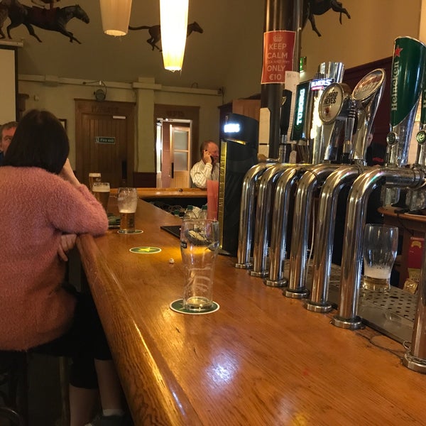 The Gallops Pub - 23 visitors