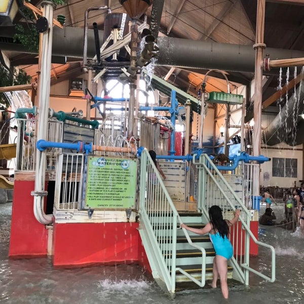 Photos at Country Springs Water Park - 21 tips from 1231 visitors