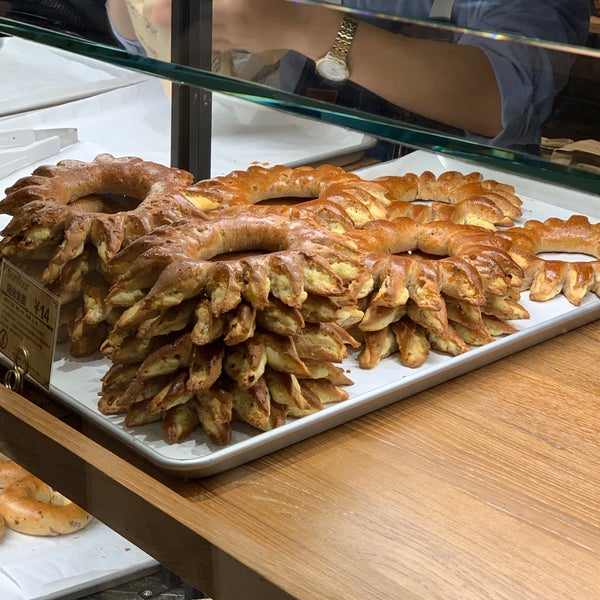 Sunflour Bakery & Café - Bakery in Xuhui
