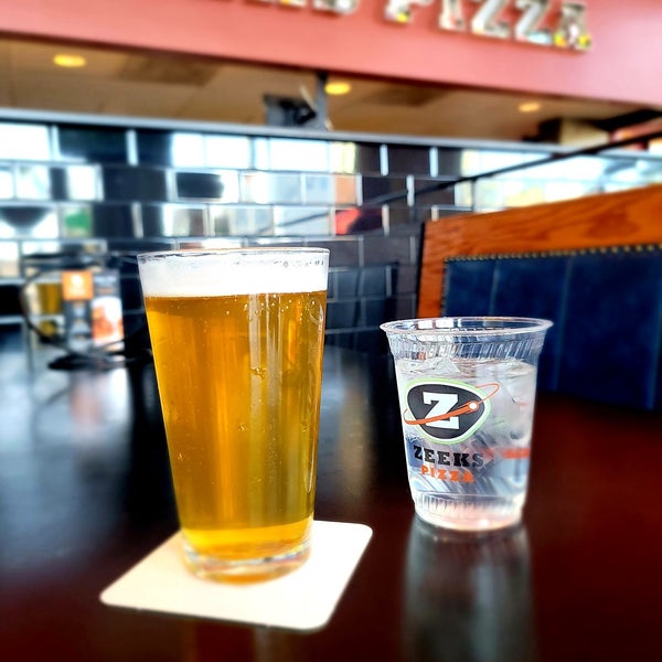 Zeeks Pizza - Downtown Redmond - 16015 Cleveland St Ste 100