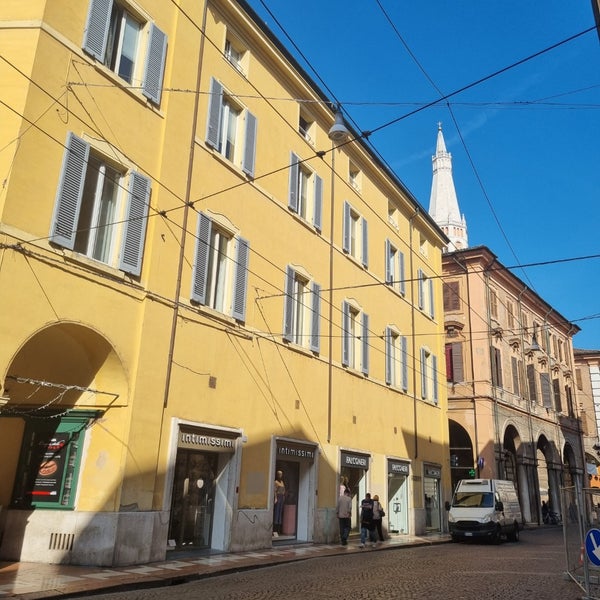 Via Emilia Centro - Road