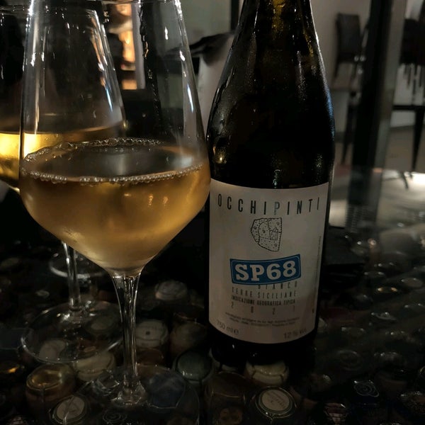 Vinoteca Modena - Wine Store in Modena