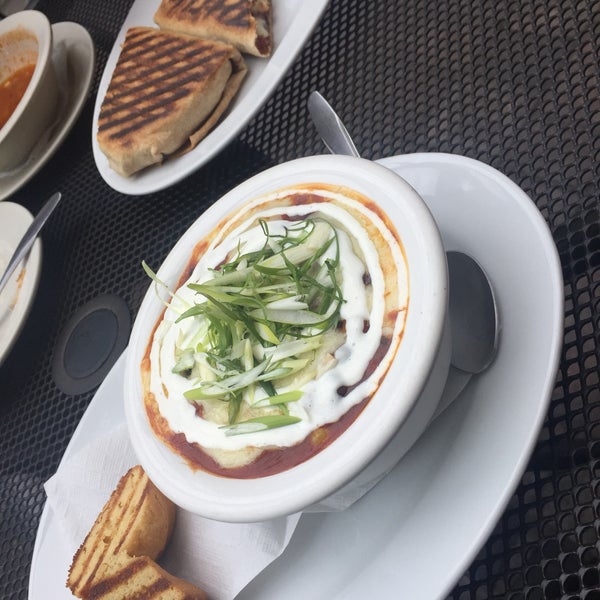 Something Sweet Bakery Cafe - 17 North St