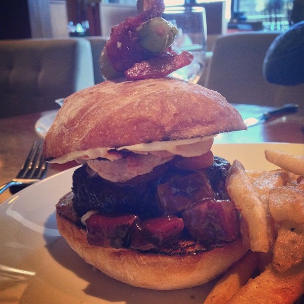 Redwater Rustic Grille - 99 Grafton Street