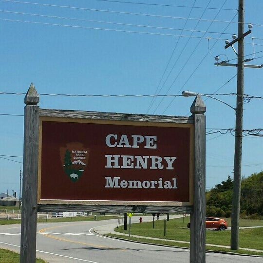 Cape Henry Memorial - First Landing Cross - New Guinea Rd