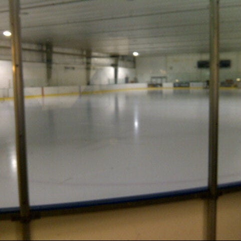 Canlan Ice Sports - Skating Rink in Oakville