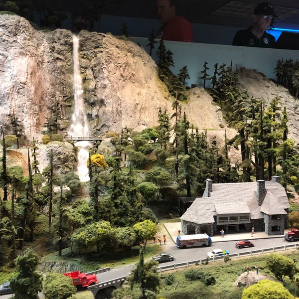 Columbia Gorge Model Railroad Club - Arts and Entertainment in Portland
