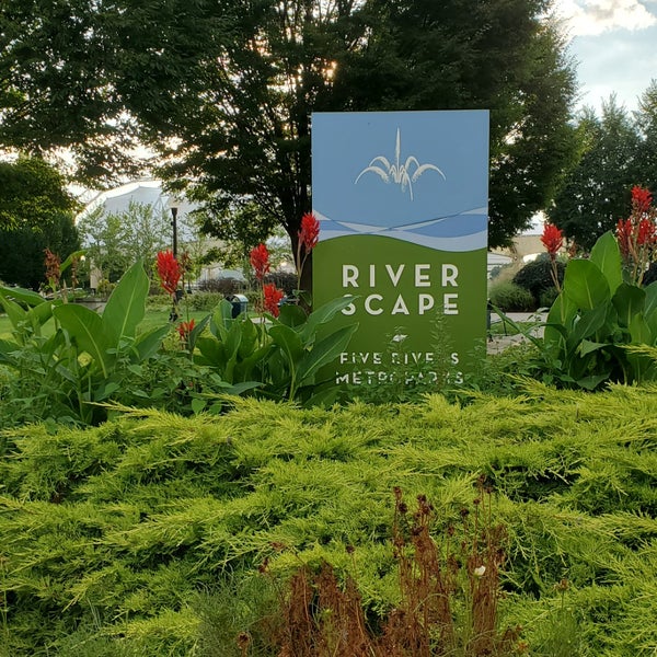 RiverScape MetroPark - Park