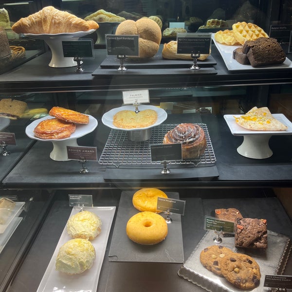 Starbucks - Coffee Shop in Mandaluyong City