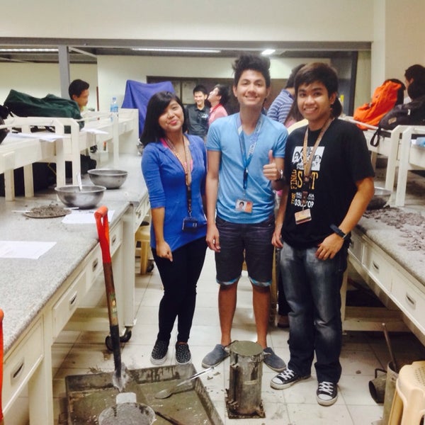Mapua Soil Mechanics and Materials Testing Laboratory - College Lab