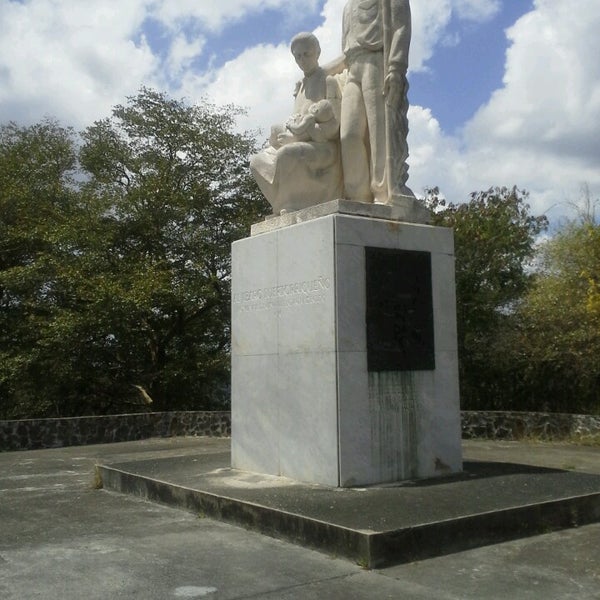Monumento al Jíbaro - Sculpture Garden