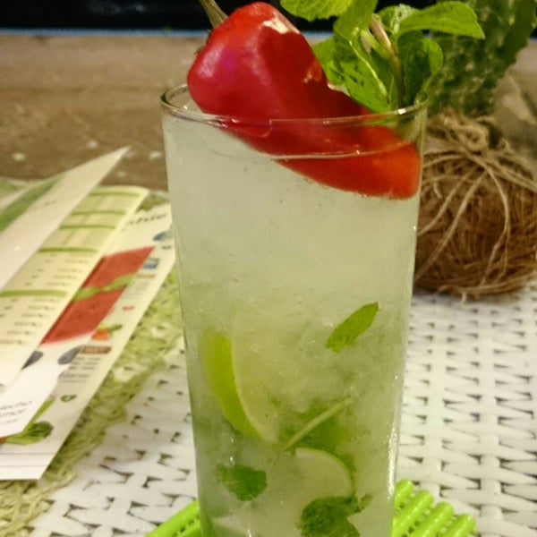 Mojitos Beach Club - Cocktail Bar in Corralejo