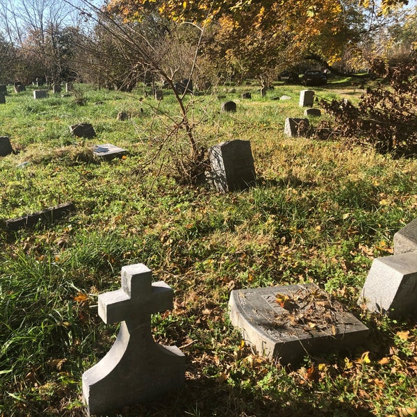 Photos at Lutheran-All Faiths Cemetery - Middle Village - 2 tips from ...