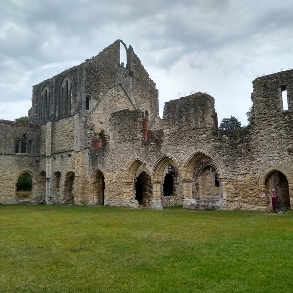 Netley Abbey - Historic Site in Netley Abbey