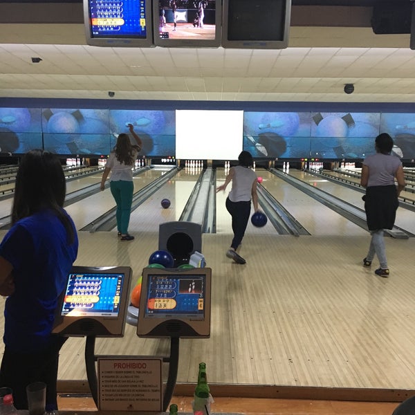 Photos at Sebelen Bowling Center - Piantini - Av. Abraham Lincoln
