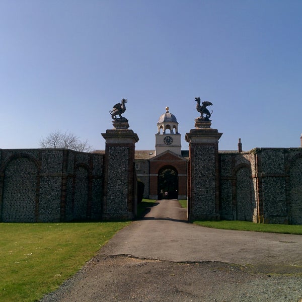 Glynde Place - Lacys Hill