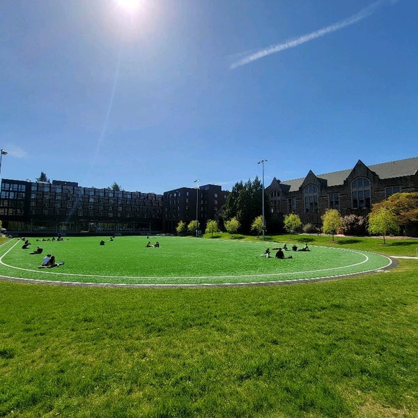 University Of Washington - Denny Field - College Quad in Seattle