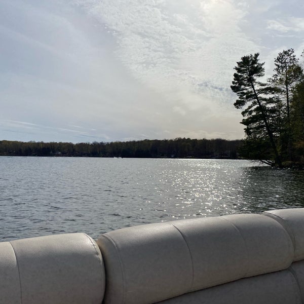 Kelly Lake - 4 tips from 187 visitors