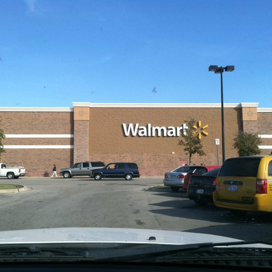 Walmart Supercenter - 8520 N Beach St