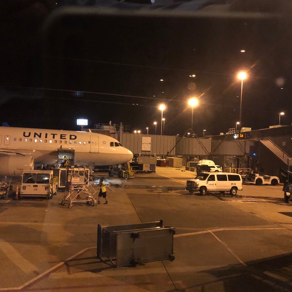 Gate C3 - Airport Gate in Sterling