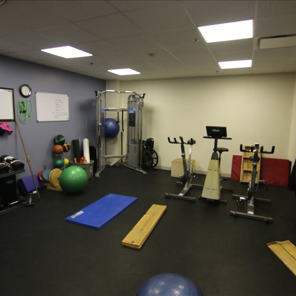 Lifemark Sport - Saint Mary's - Physical Therapist in Halifax