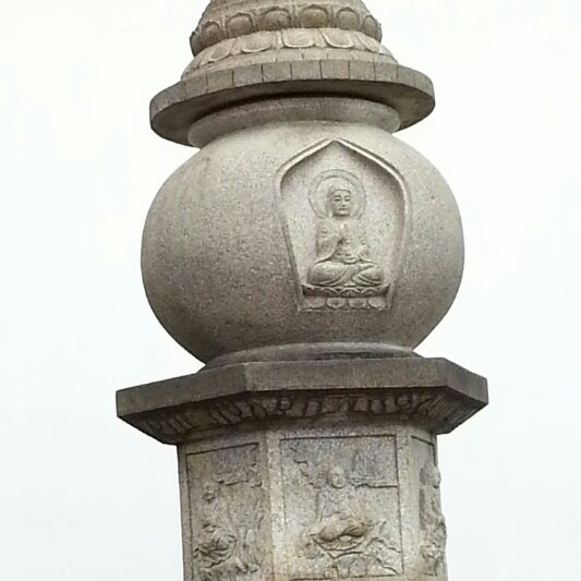 Photos at Bee Low See Buddhist Temple - Bukit Timah - 1 tip