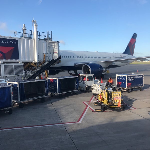 Gate G1 - Concourse G