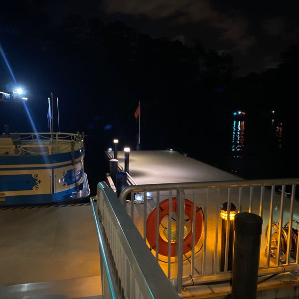 Treehouse Boat Dock - Lake Buena Vista, FL