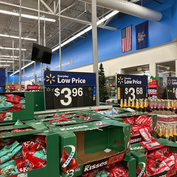 Walmart Supercenter - Big Box Store in Springville