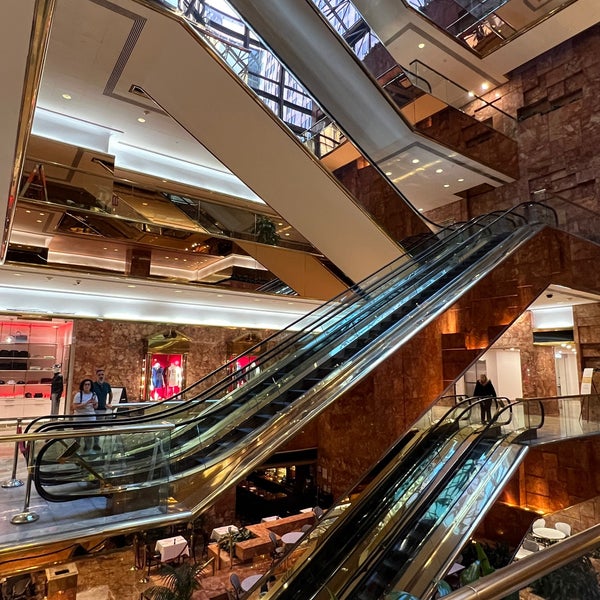 The Gold Escalator - Midtown East - New York, NY