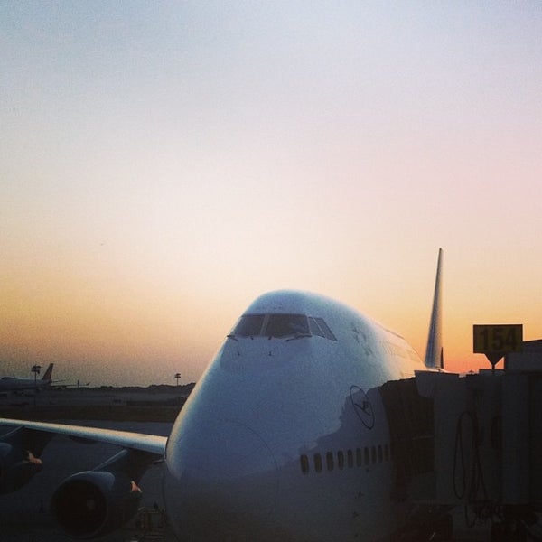Lufthansa Flight LH 451 - West Los Angeles - Los Angeles, CA
