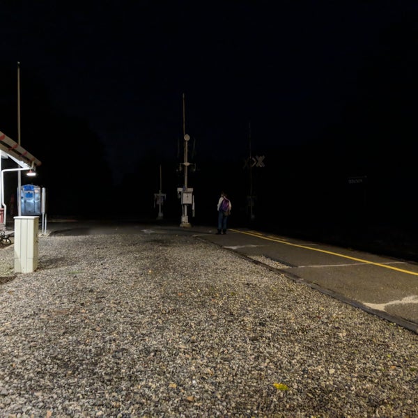 NJT - Lebanon Station (RVL) - Rail Station in Lebanon