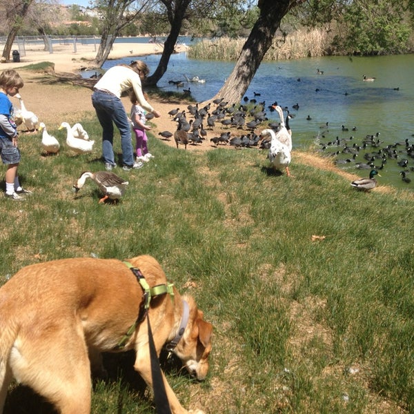 Hesperia Lake Park - Lake