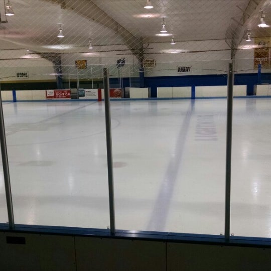 Grand Oaks Ice Arena - Structure in Howell