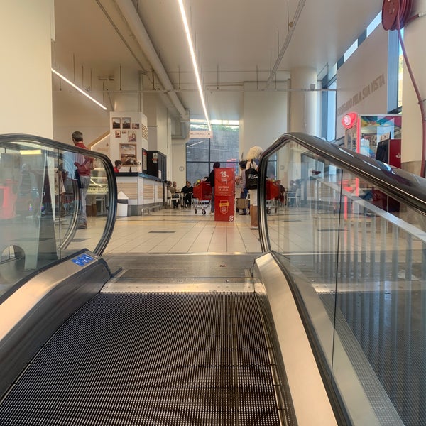 Continente Modelo - Supermarket