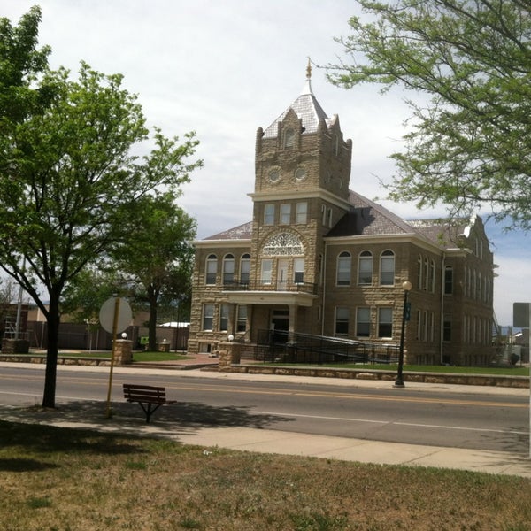 Huerfano County Courthouse - Courthouse in Walsenburg