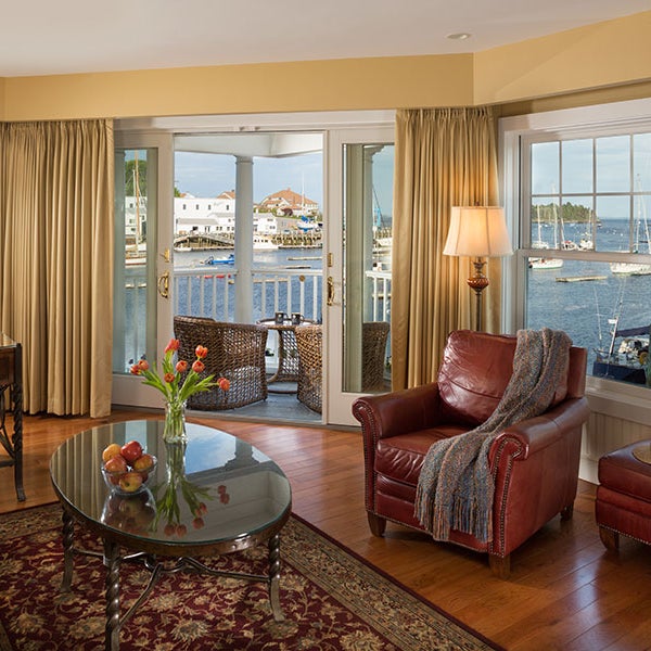 Grand Harbor Inn - Hotel