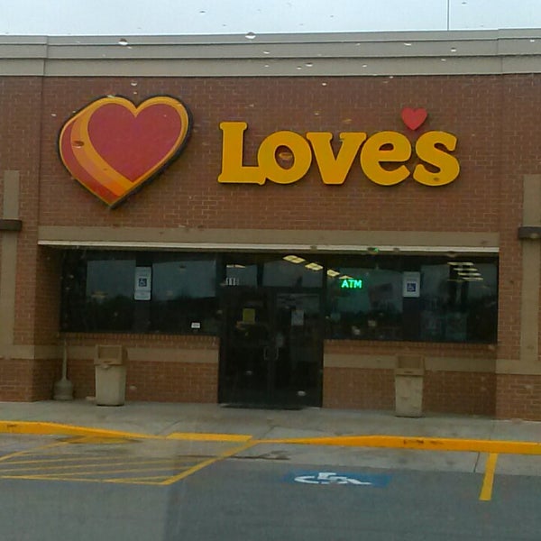 Love's Travel Stop - 17 tips from 2188 visitors