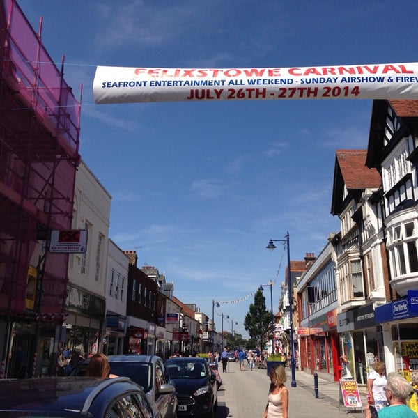 Felixstowe Town Centre - Neighborhood in Felixstowe
