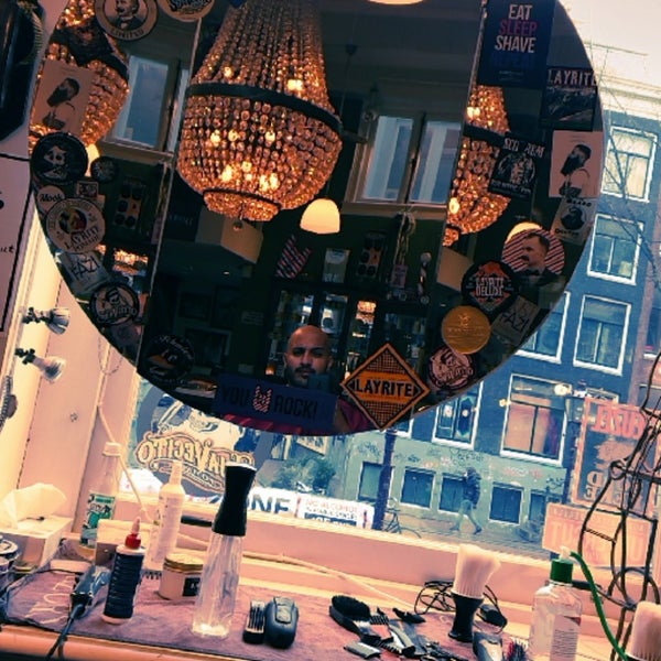 District Concept Barber Shop - Salon / Barbershop in Amsterdam Centrum