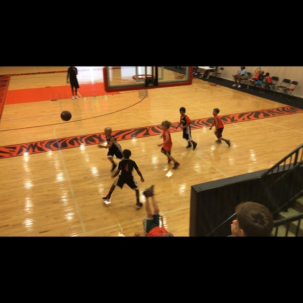 Ensworth School - Red Gables Campus (P1-8) - 142 visitors