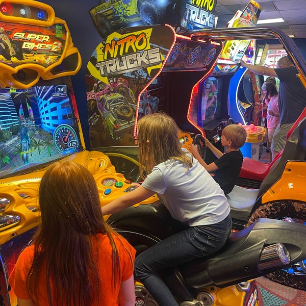 Side Show Arcade - 1 tip