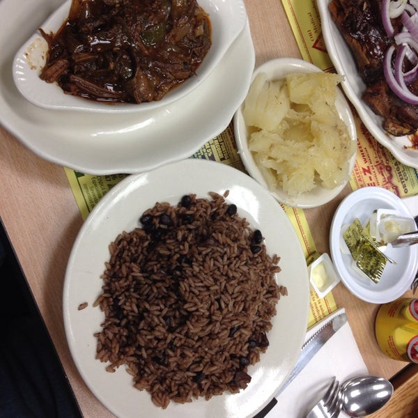 El Pio Pio Cafe - West New York, NJ