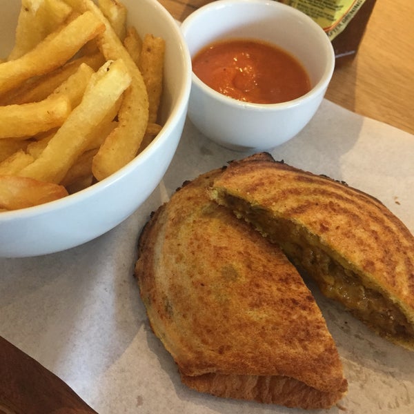 Ou Meul Bakery And Cafe - Pinelands - 2 tips