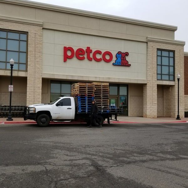 Petco - 1670 24th Ave NW