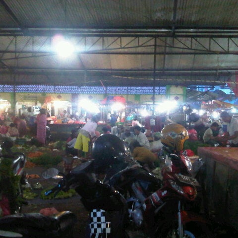 Photos at Plaza Baru Ciledug (pasar tradisional) - 7 tips from 244 visitors