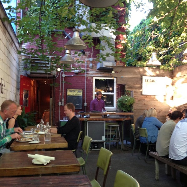 Union Restaurant - 72 Ossington Ave.