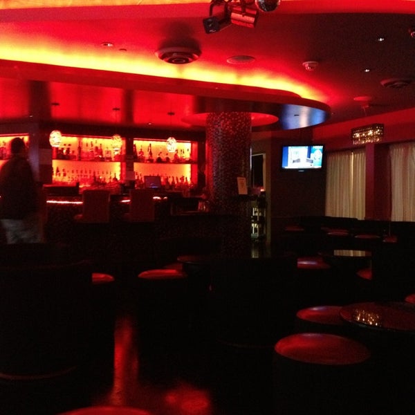 Suede Bar & Lounge - Financial District - 15 tips
