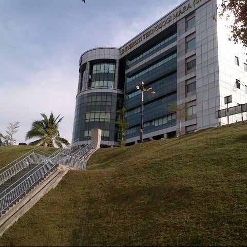 Bangunan Canselori Uitm Shah Alam - 1 tip from 77 visitors