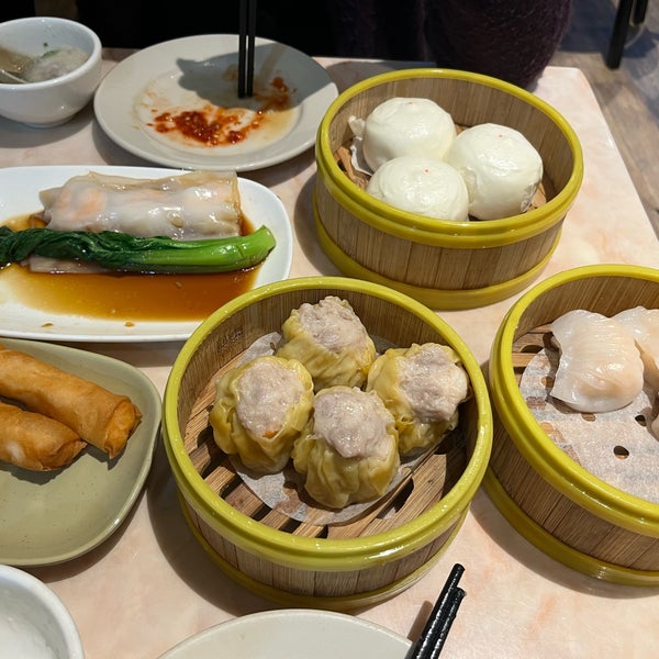 Great Taste Bakery & Restaurant - Chinatown - Leather District - 31 ...